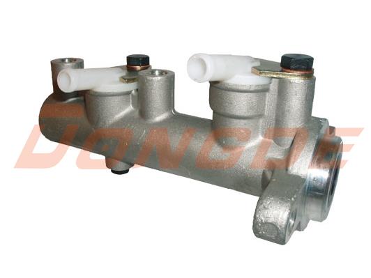 SUZUKI 5110085830 SUZUKI 51110 79020 Brake System Brake Master Cylinder.